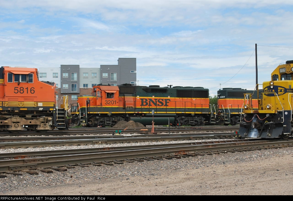 BNSF 3201